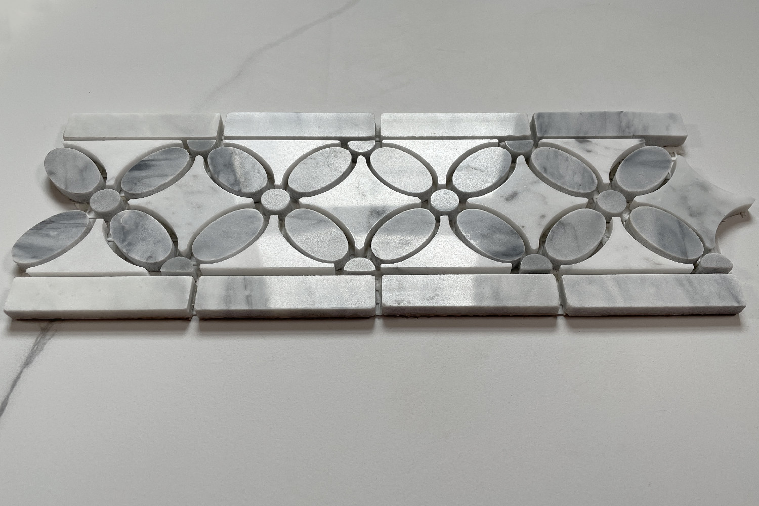 metallic border tiles