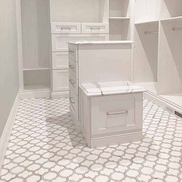 Hex Marble Tile Floor Guide: Safety, Sizing, & 2026 Trends